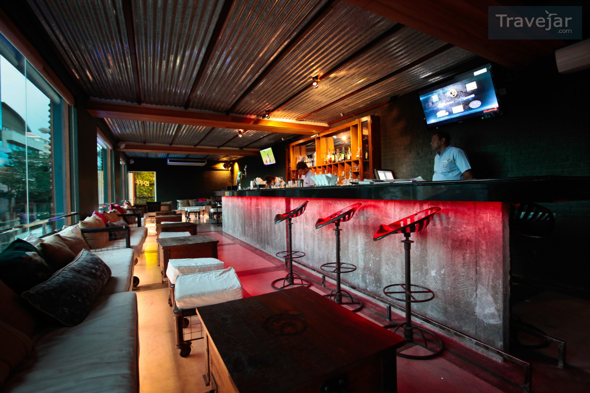 Nightlife in Sri Lanka In 2025 | Clubs, Locations & More!